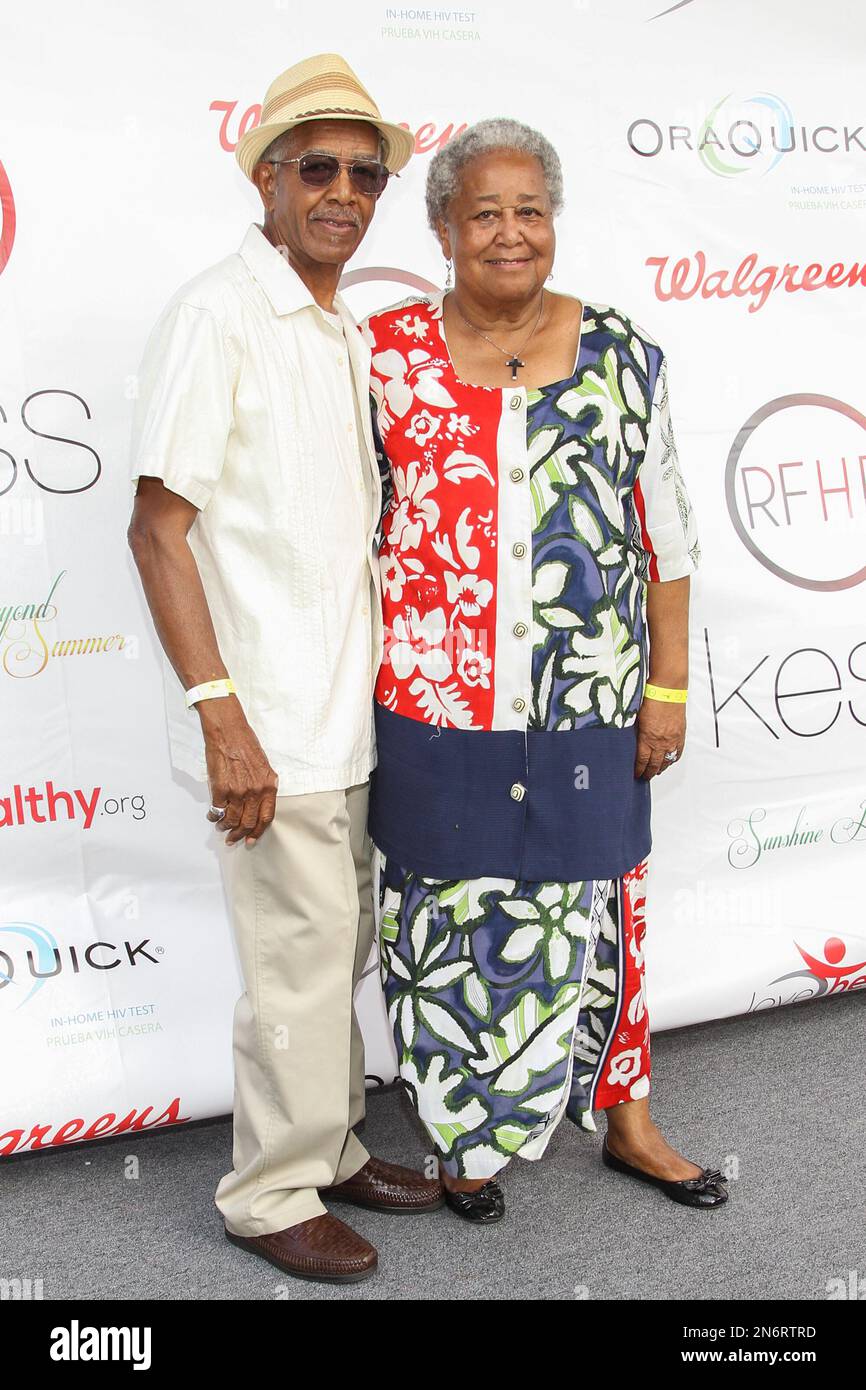 Arthur and Ernestine Reed arrive at the Sunshine Beyond Summer ...