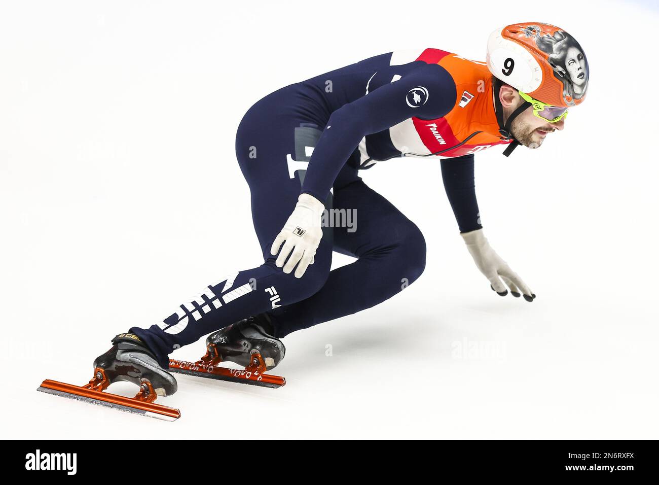 DORDRECHT - 10/02/2023, Itzhak de Laat (NED) in action on the 500 ...