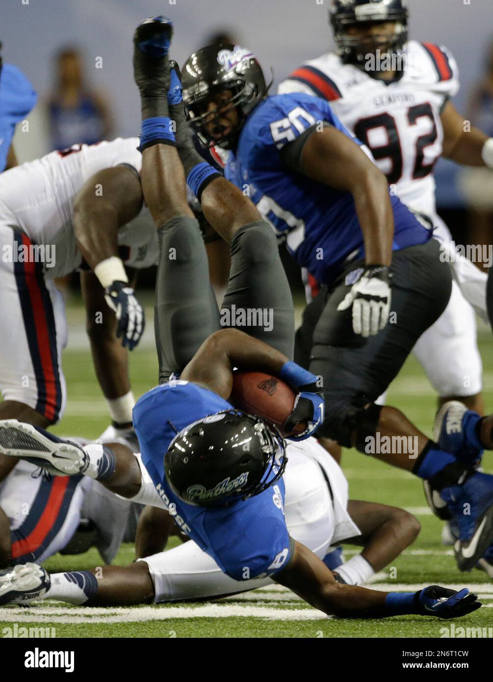 Georgia State running back Gerald Howse (28) is upended during the ...