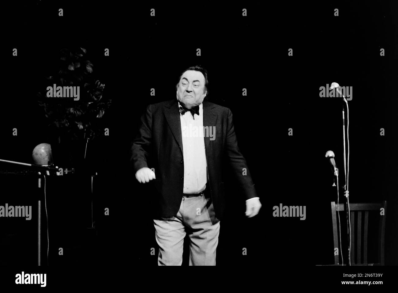 French humorist Raymond Devos performs "Recital", Celestins Theater ...