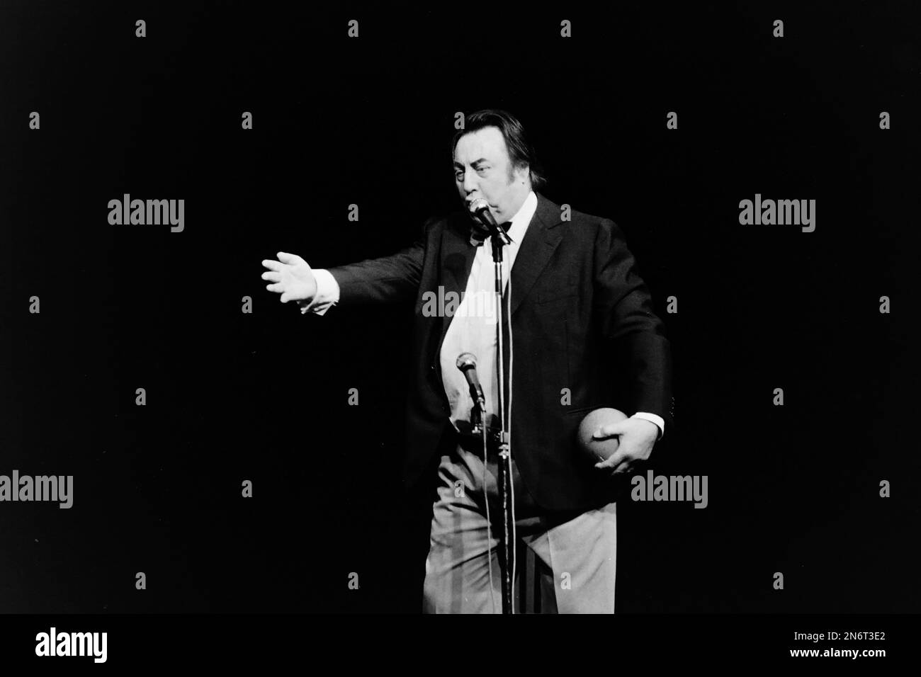 French humorist Raymond Devos performs "Recital", Celestins Theater ...
