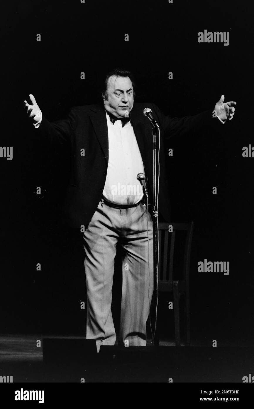 Raymond devos Black and White Stock Photos & Images - Alamy