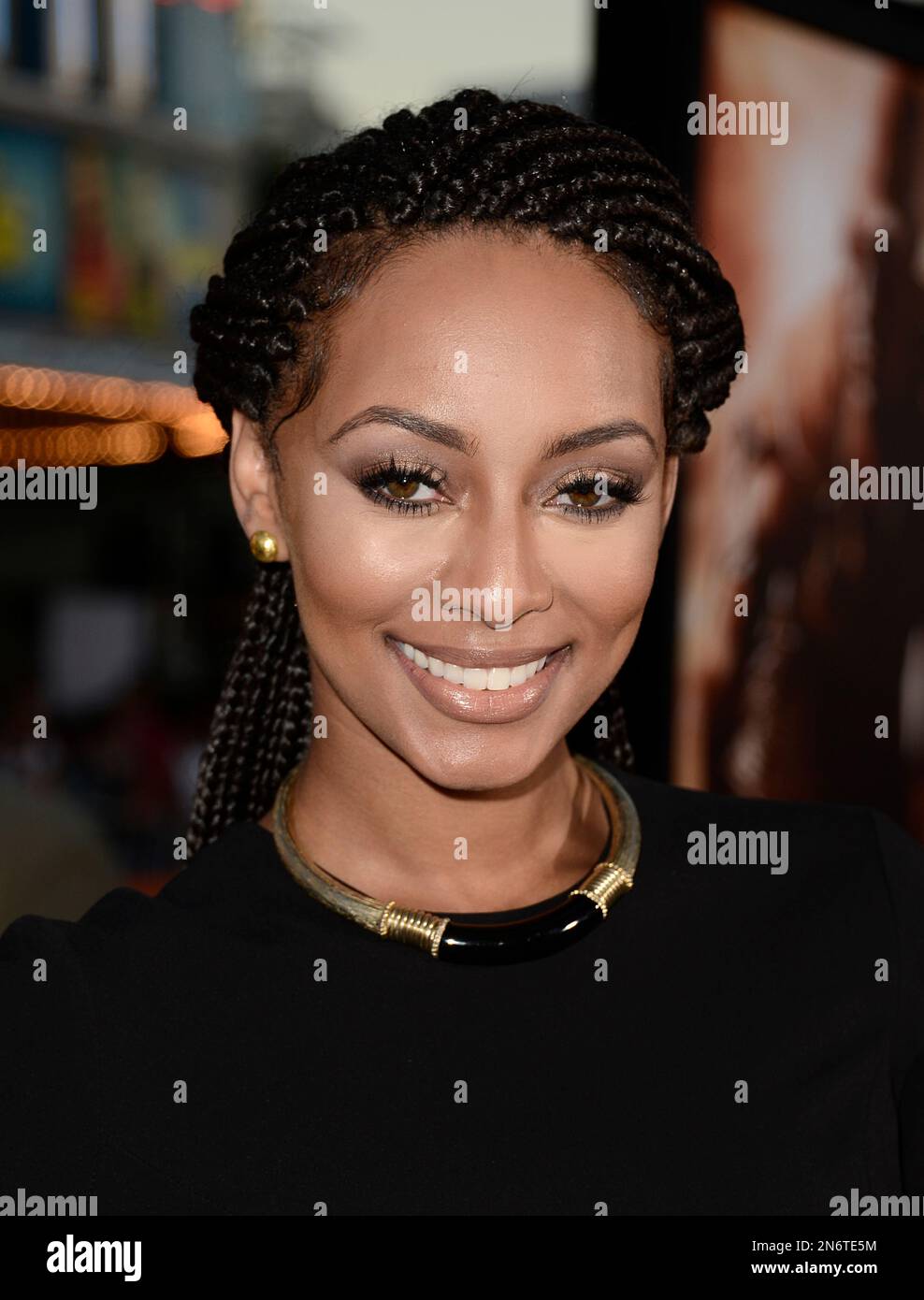 Singer Keri Hilson arrives on the red carpet at the world premiere of ...