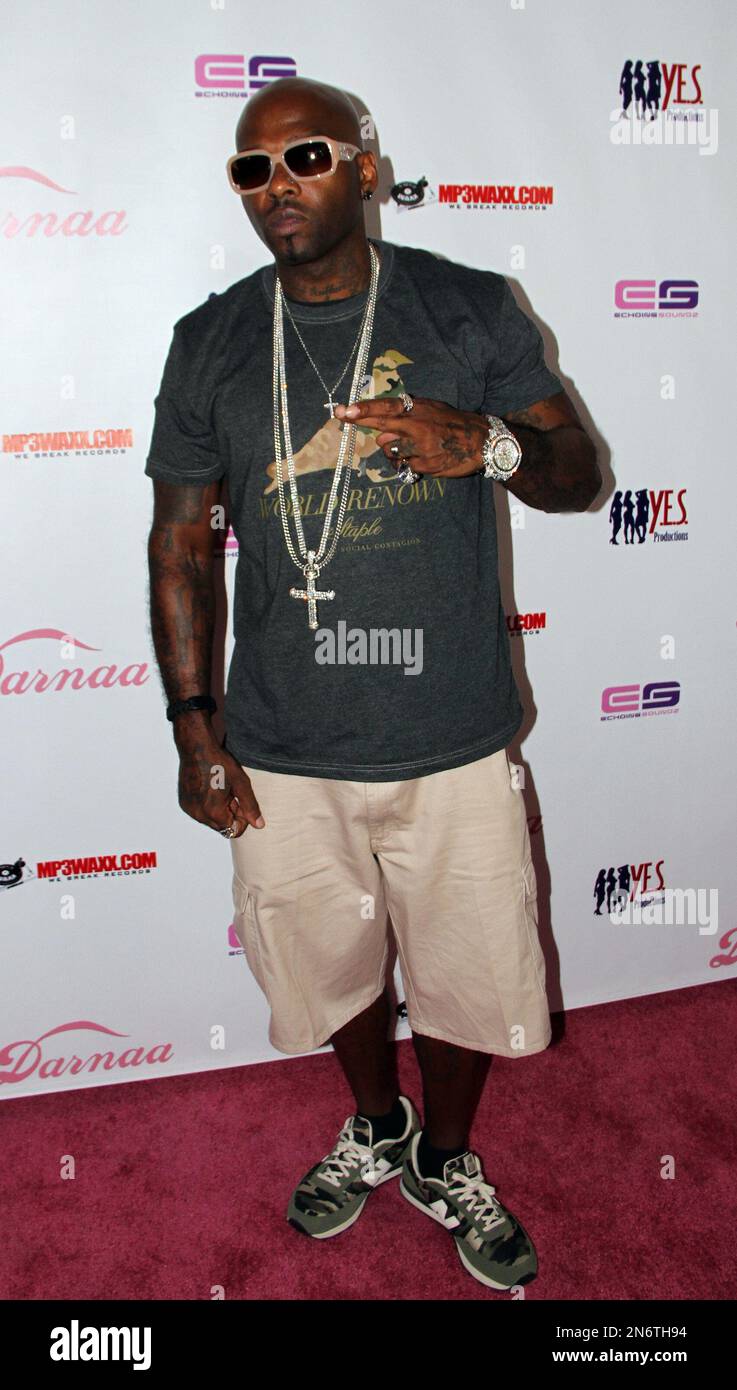 Rapper Treach (Naughty by Nature) pose on the pink carpet at Darnaa's ...