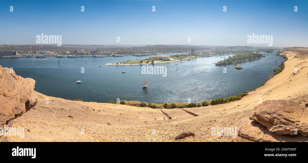 Aswan city hi-res stock photography and images - Alamy