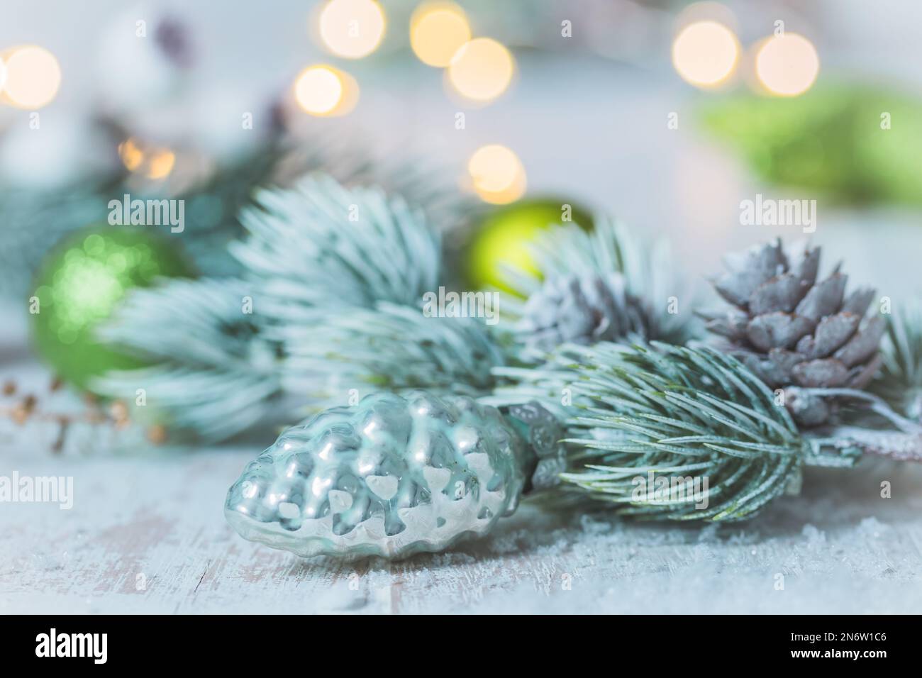 Light green colors hi-res stock photography and images - Alamy