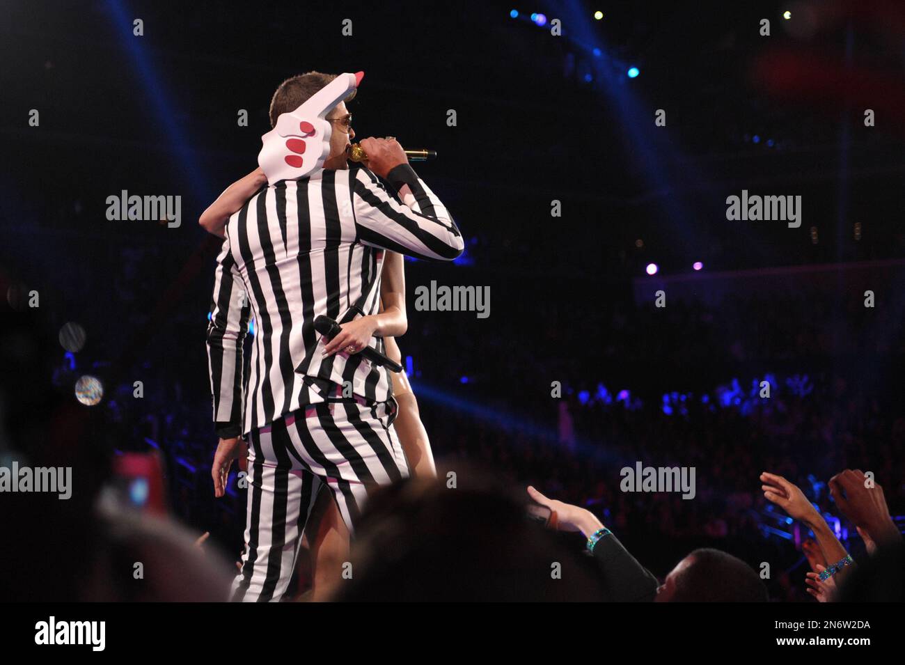 Robin Thicke, left, and Miley Cyrus perform at the MTV Video Music ...