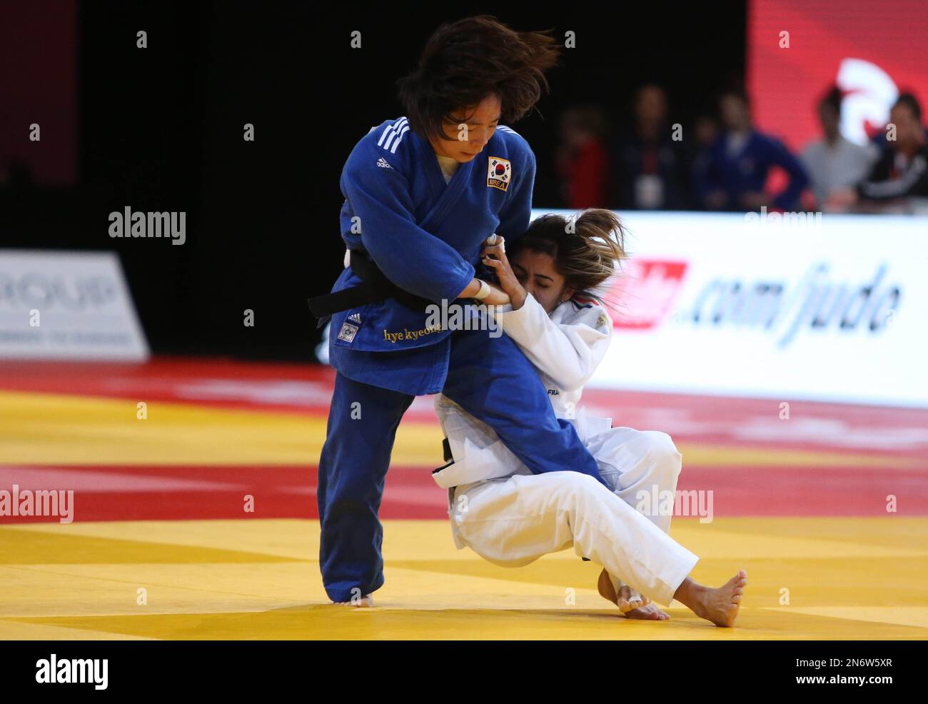 Shrine Boukli of France and LEE HYEKYEONG of REPUBLIC KOREA during the ...