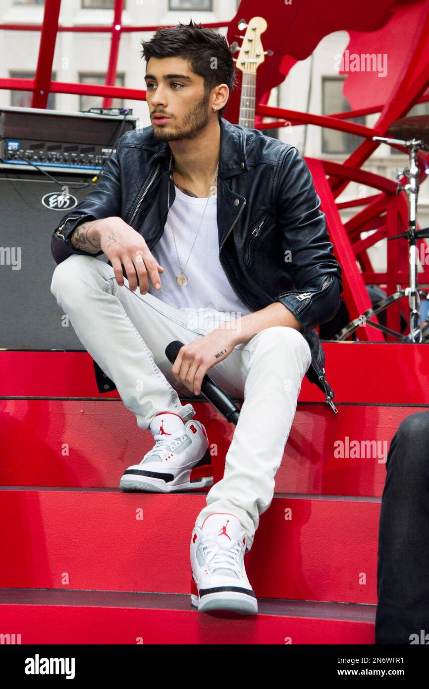 One Direction member Zayn Malik performs on NBC's "Today" show on ...