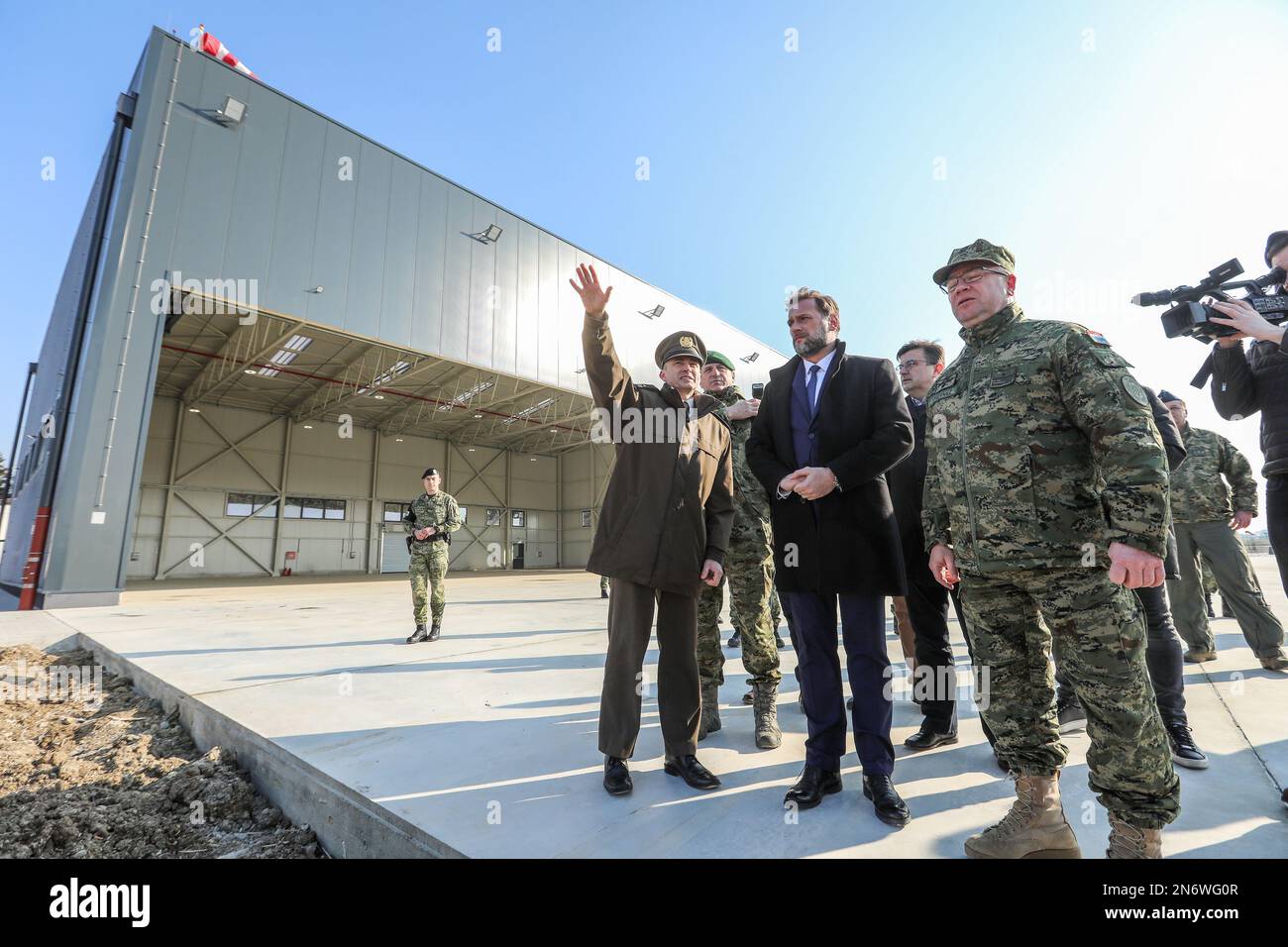 Defence Minister Mario Banozic visiting construction works of hangar ...