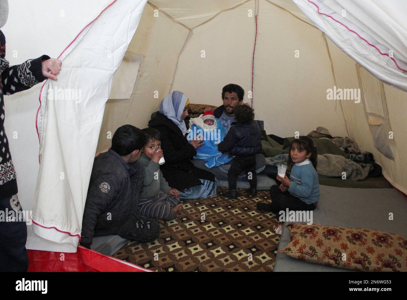 Turkey syria earthquake baby hi-res stock photography and images - Alamy