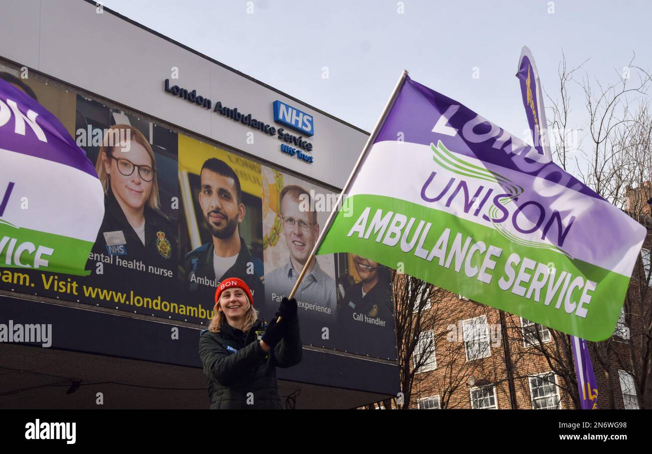 Nhs flag logo symbol hi-res stock photography and images - Alamy