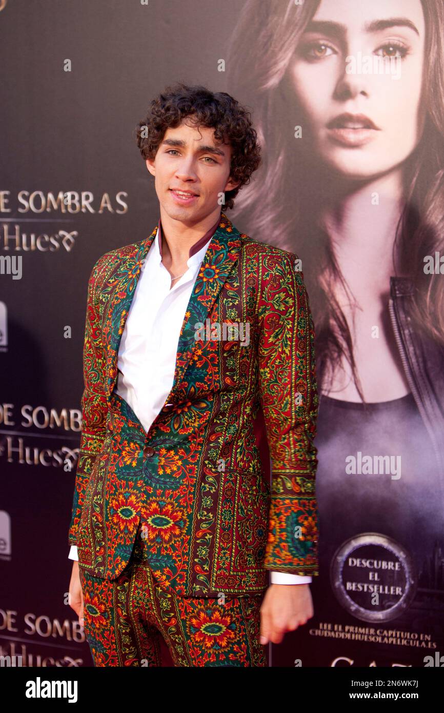 Irish actor Robert Sheehan attends the premiere of the film 'Cazadores ...