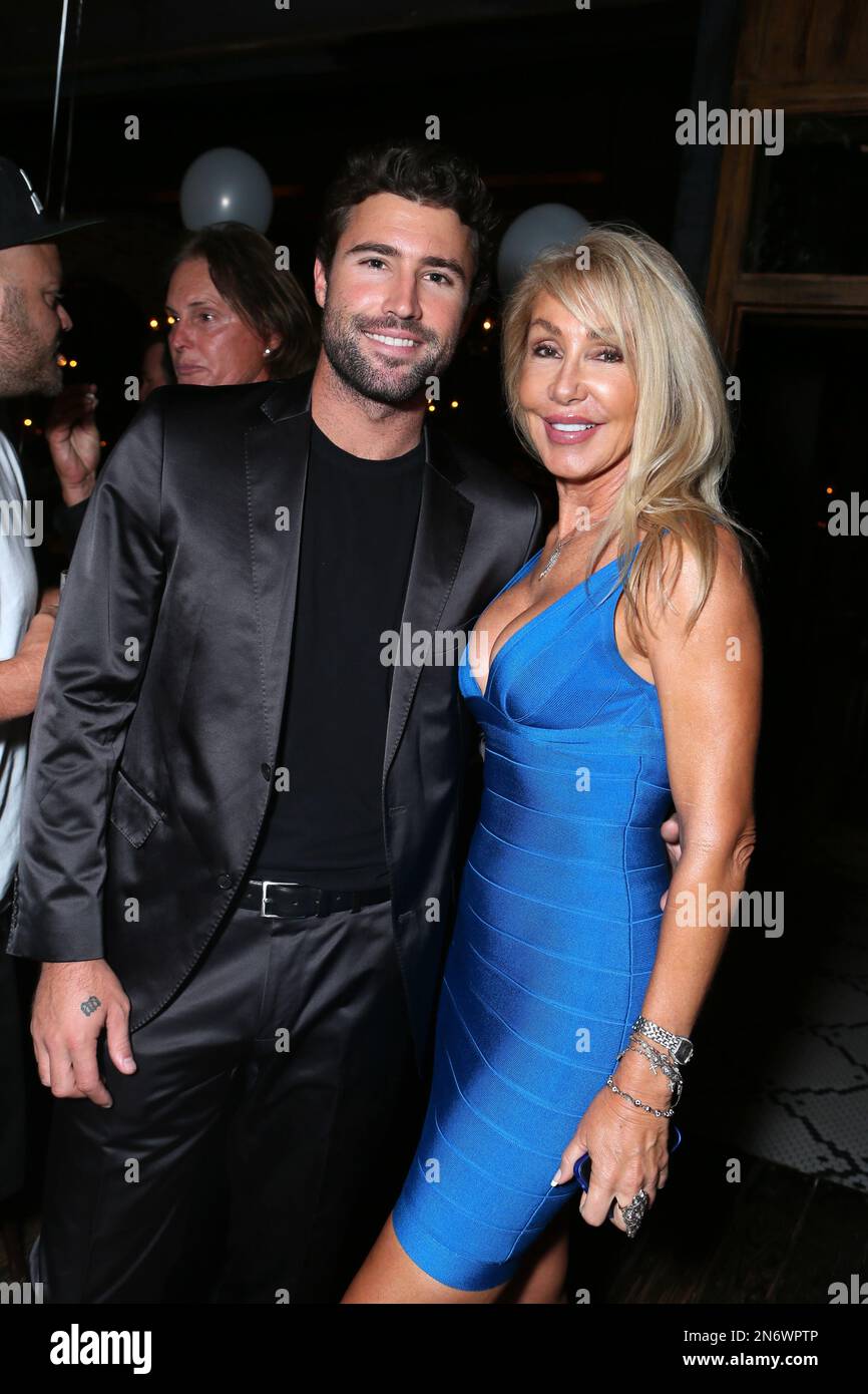 EXCLUSIVE CONTENT - PREMIUM RATES APPLY Brody Jenner and Linda Thompson ...