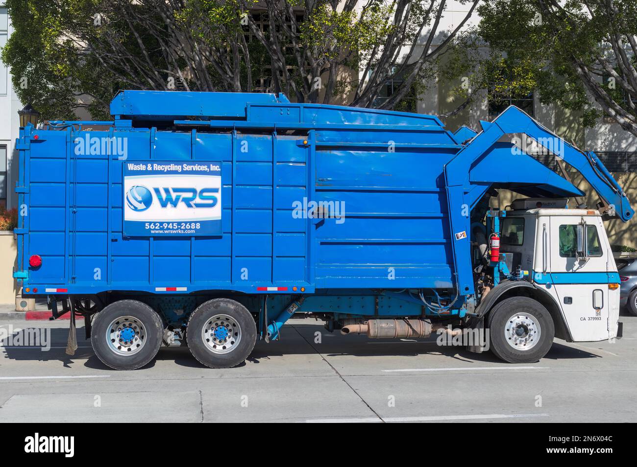 Waste management truck hi-res stock photography and images - Alamy