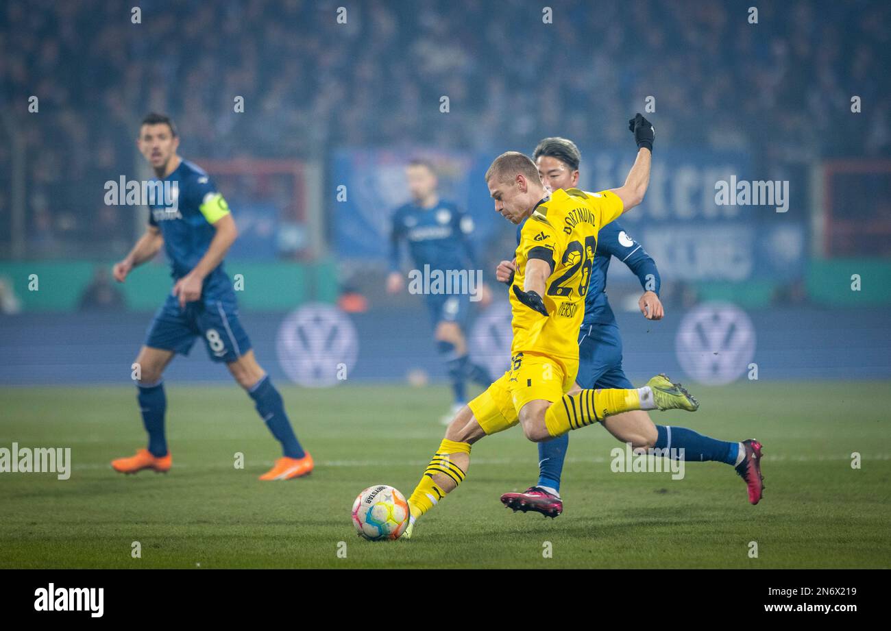 Bochum, Germany. 8th Feb, 2023. Julian Ryerson (BVB), Takuma Asano ...