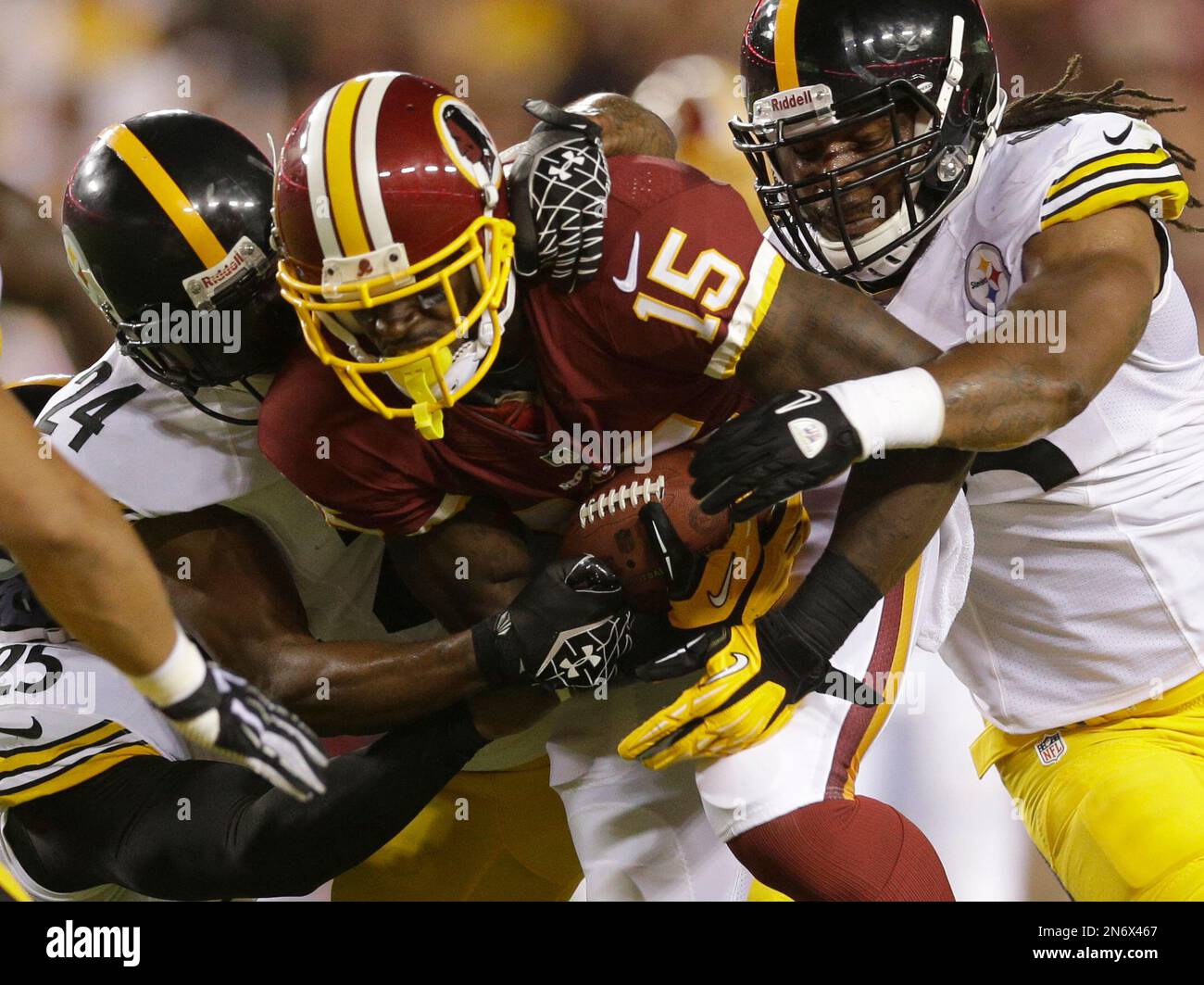 Pittsburgh Steelers free safety Ryan Clark (25), cornerback Ike Taylor ...