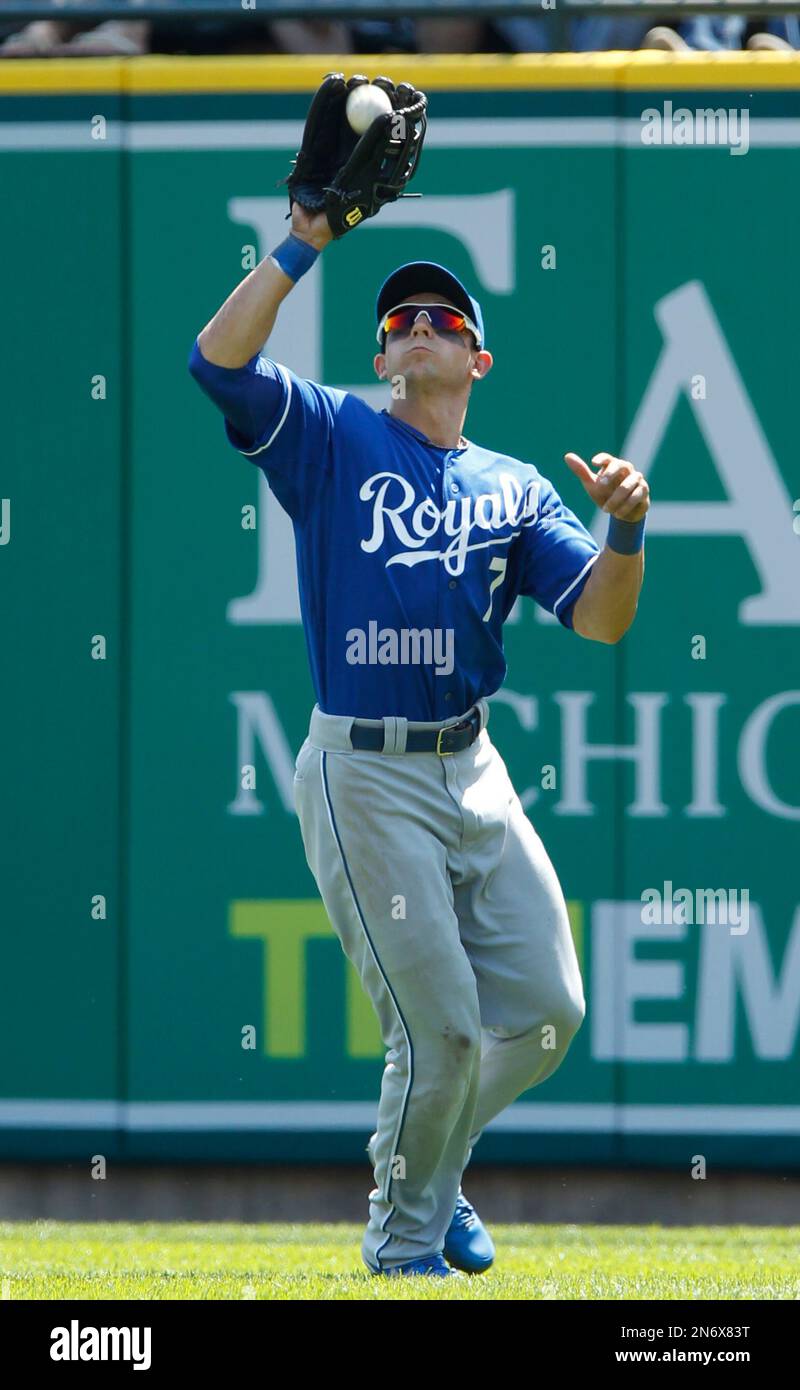 Kansas City Royals right fielder David Lough catches the sacrifice fly ...