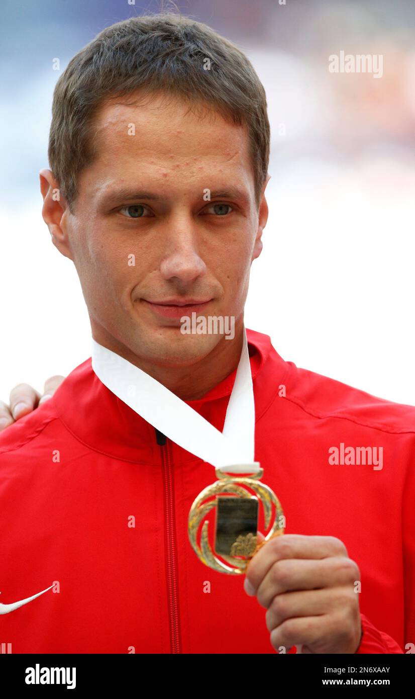 Czech Republic's Vitezslav Vesely poses on the podium with the gold ...