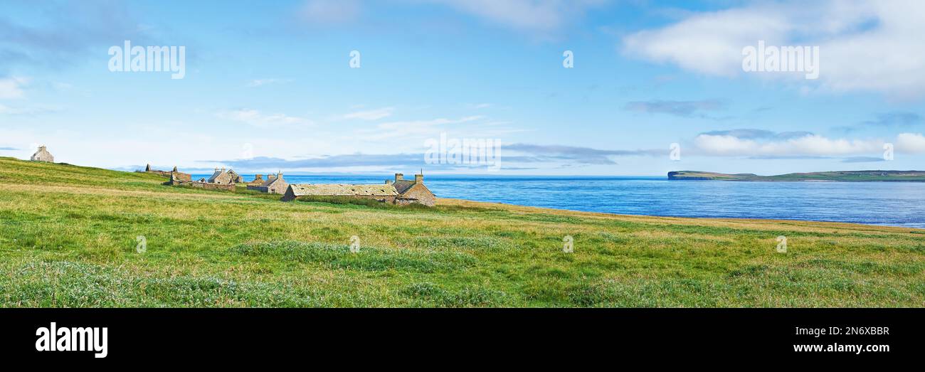 Deserted houses hi-res stock photography and images - Alamy