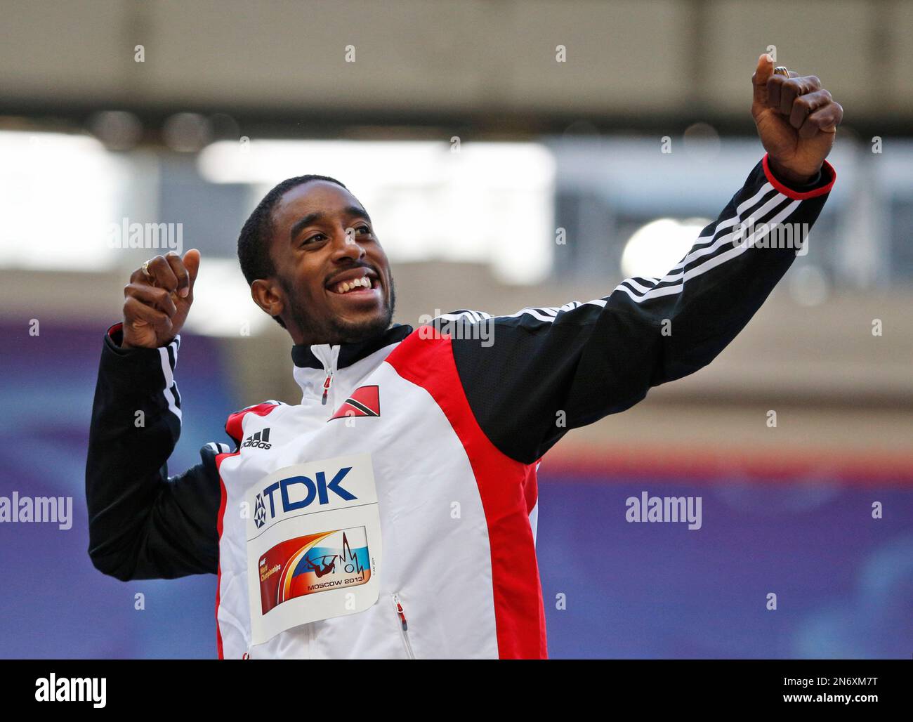 Trinidad and Tobago's Jehue Gordon poses on the podium before receiving ...