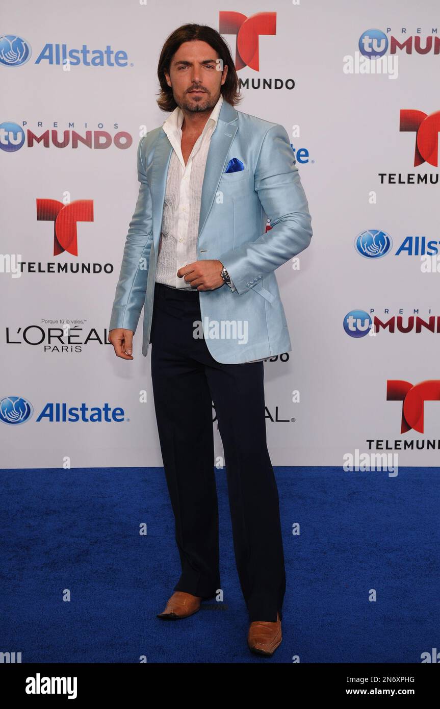 Lino Martone attends Telemundo's Premios Tu Mundo Awards at American ...