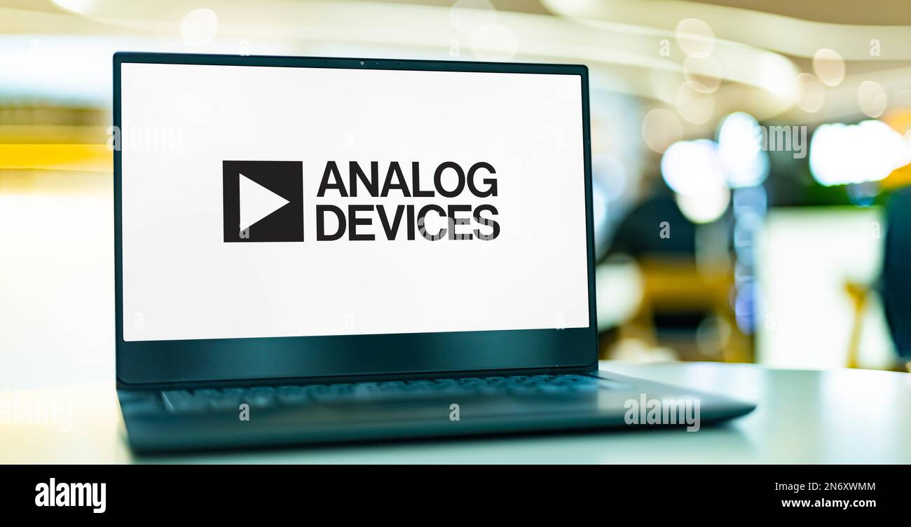 POZNAN, POL - AUG 2, 2022: Laptop computer displaying logo of Analog ...