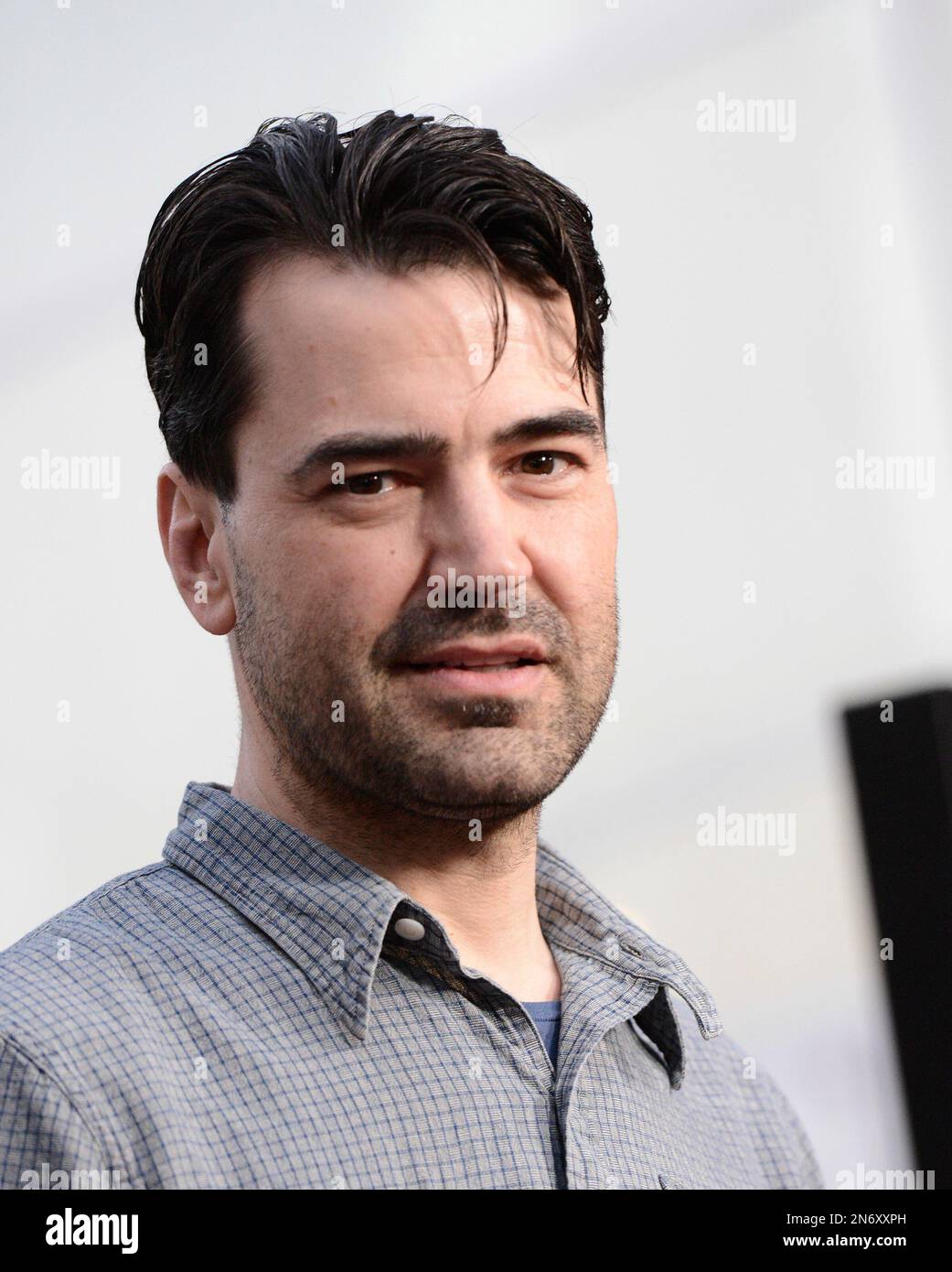 Actor Ron Livingston arrives on the red carpet at the premiere of the ...