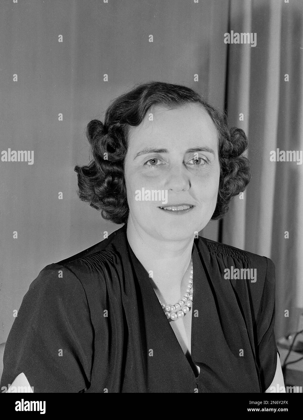 Mary Lasker, secretary of the National Committee for Mental Hygiene, is ...