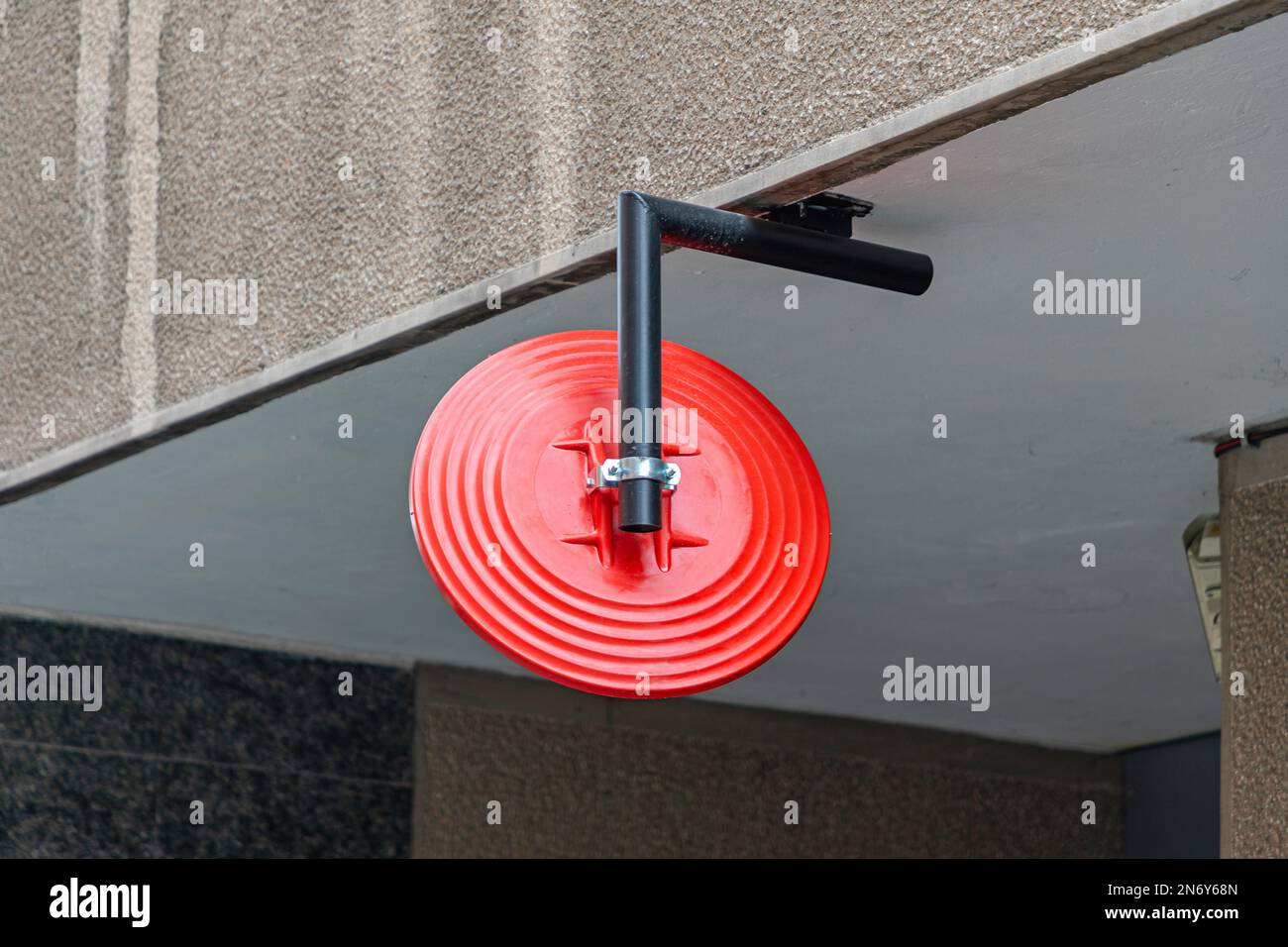 Convex Driveway Traffic Mirror Parking Garage Safety Stock Photo - Alamy