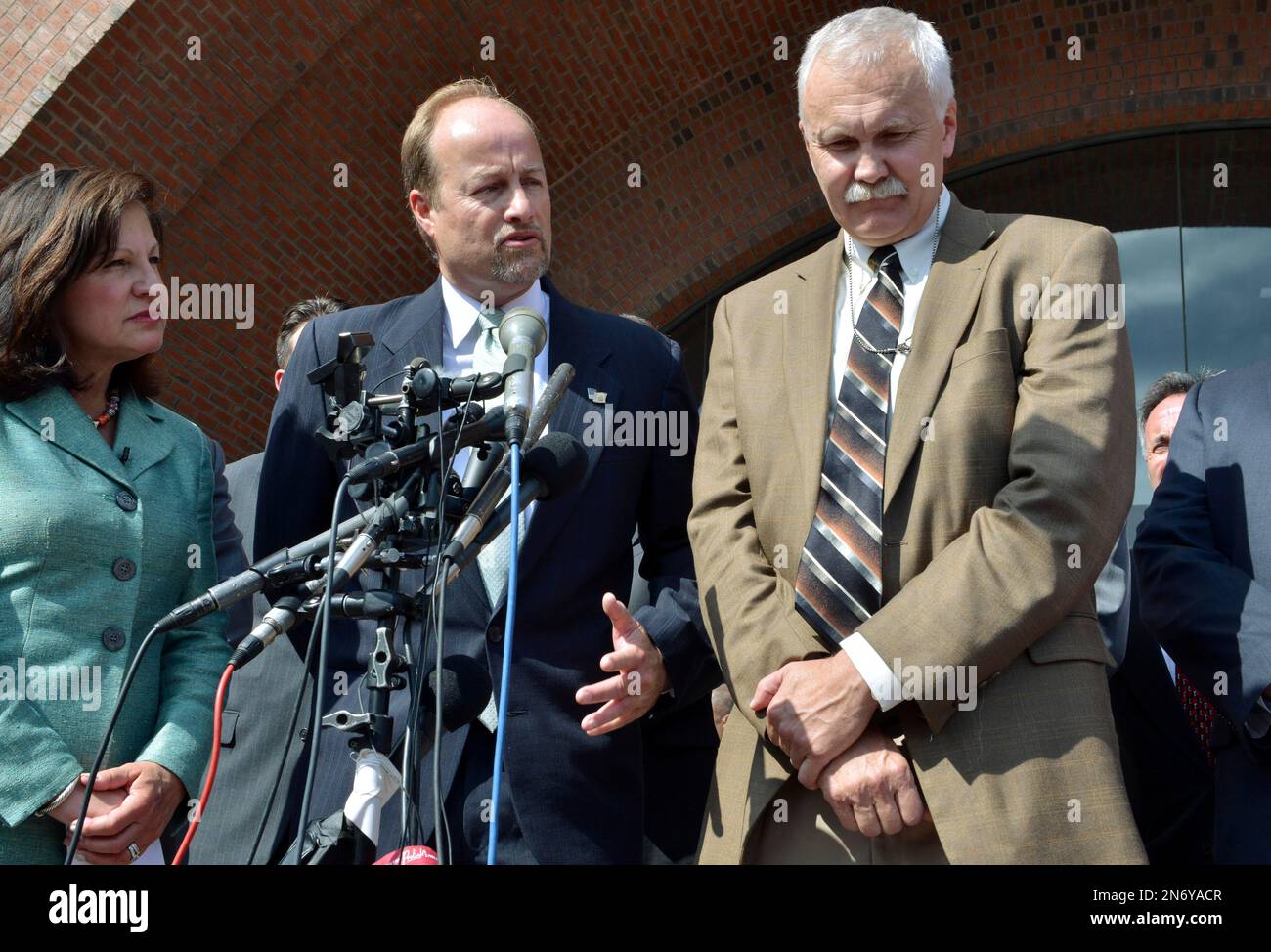 Drug Enforcement Administration agent Dan Doherty, left, speaks ...