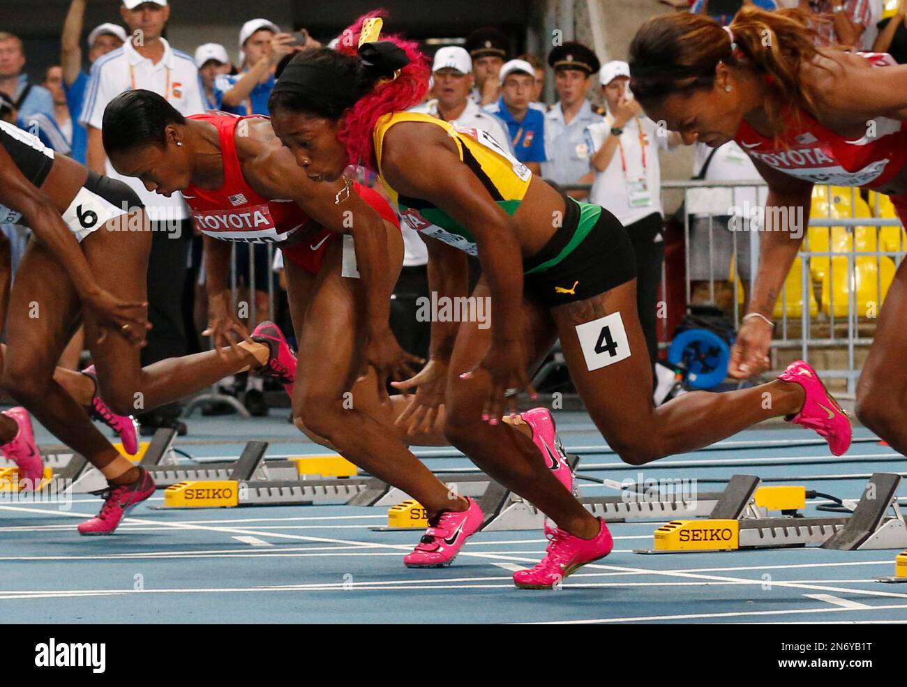 USA's Carmelita Jeter, left, Jamaica's Shelly-Ann Fraser-Pryce, center ...
