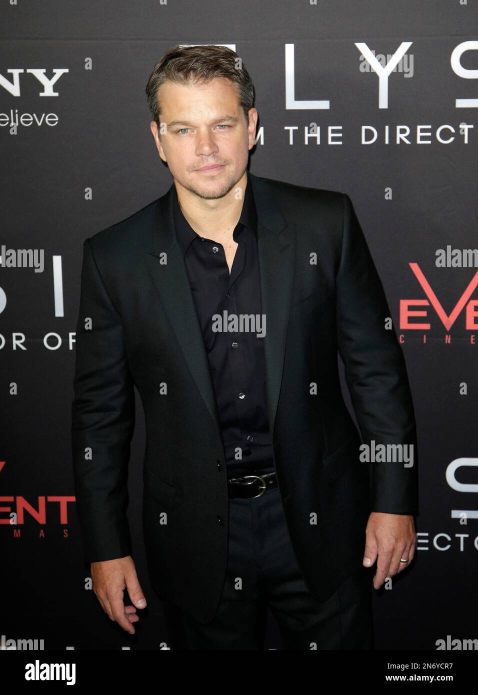 Actor Matt Damon poses on the red carpet during the premiere of film ...