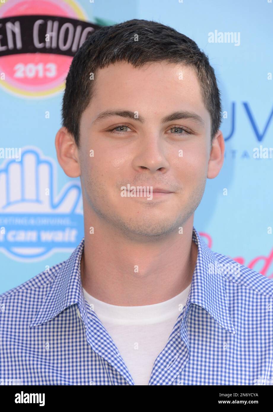 Logan Lerman arrives at the Teen Choice Awards at the Gibson ...