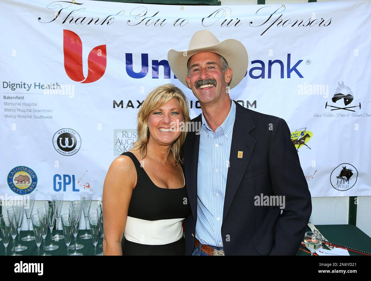 From left, Jennifer Rogers-Etcheverry (Will Rogers' great granddaughter ...