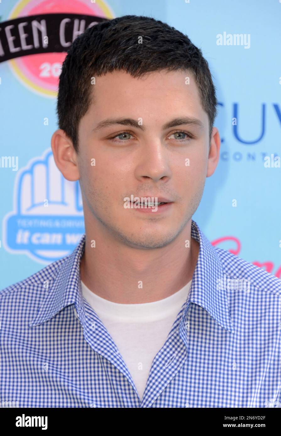 Logan Lerman arrives at the Teen Choice Awards at the Gibson ...