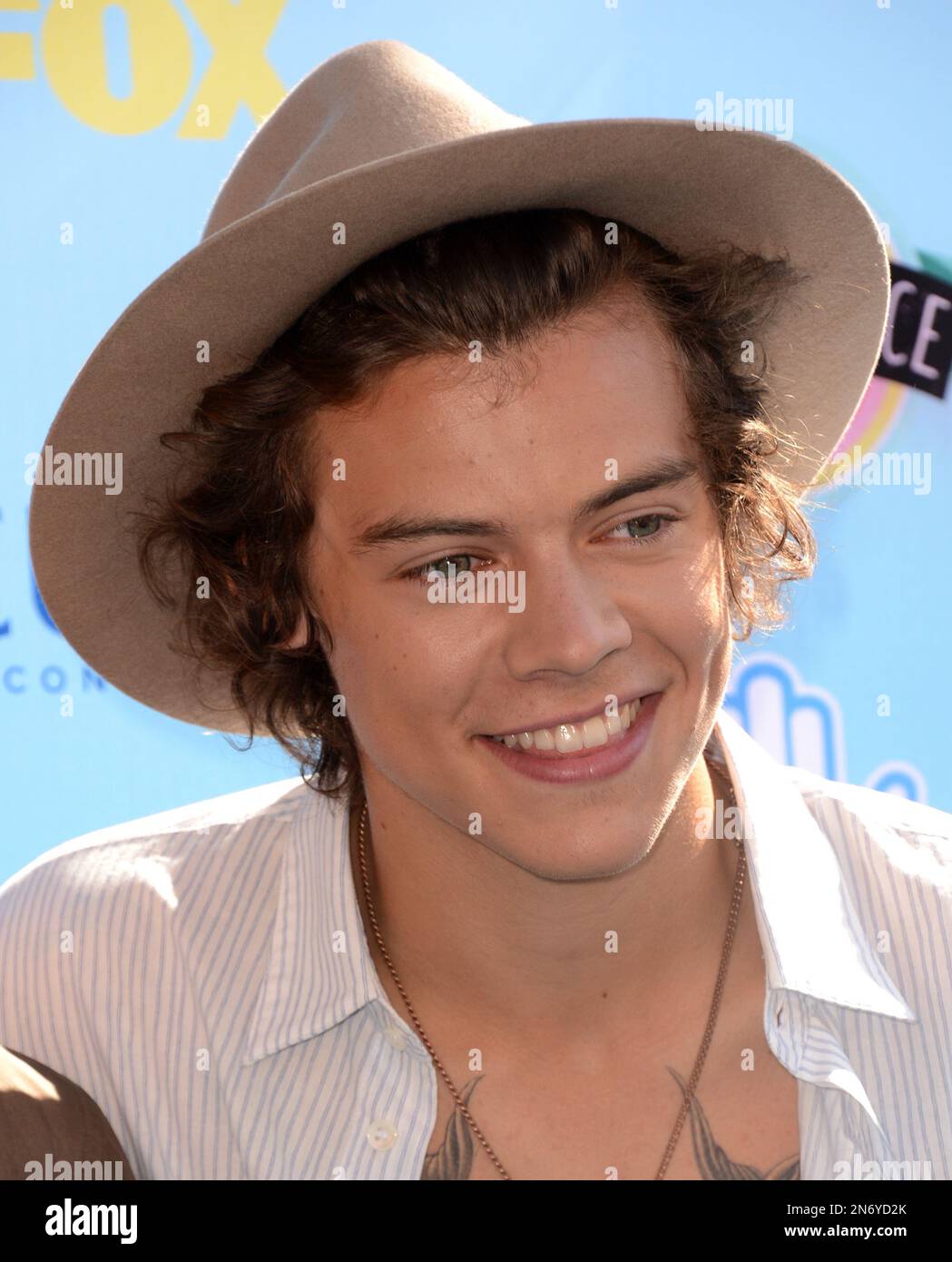Harry Styles of the musical group One Direction arrive at the Teen ...