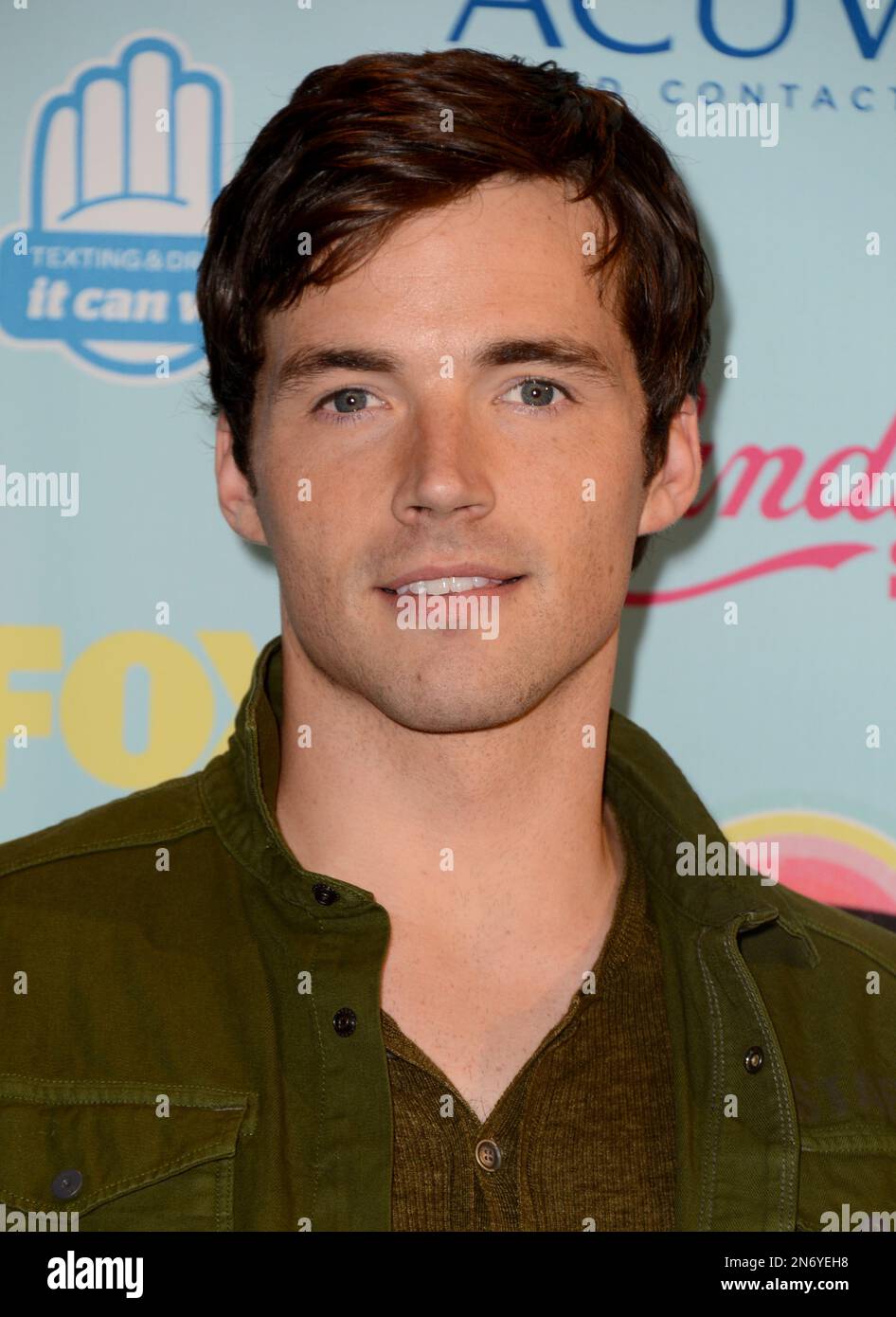 Ian Harding poses backstage at the Teen Choice Awards at the Gibson ...