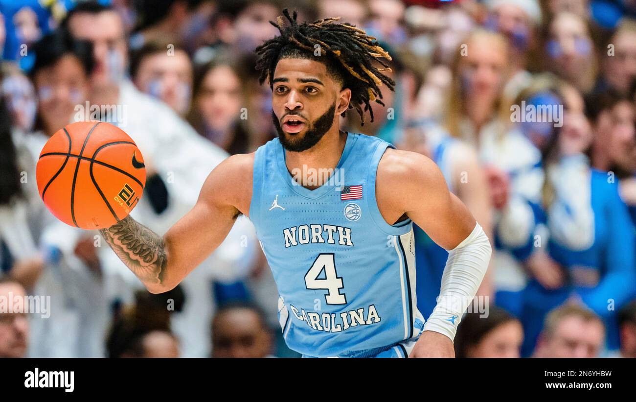 North Carolina guard R.J. Davis (4) brings the ball up court against ...