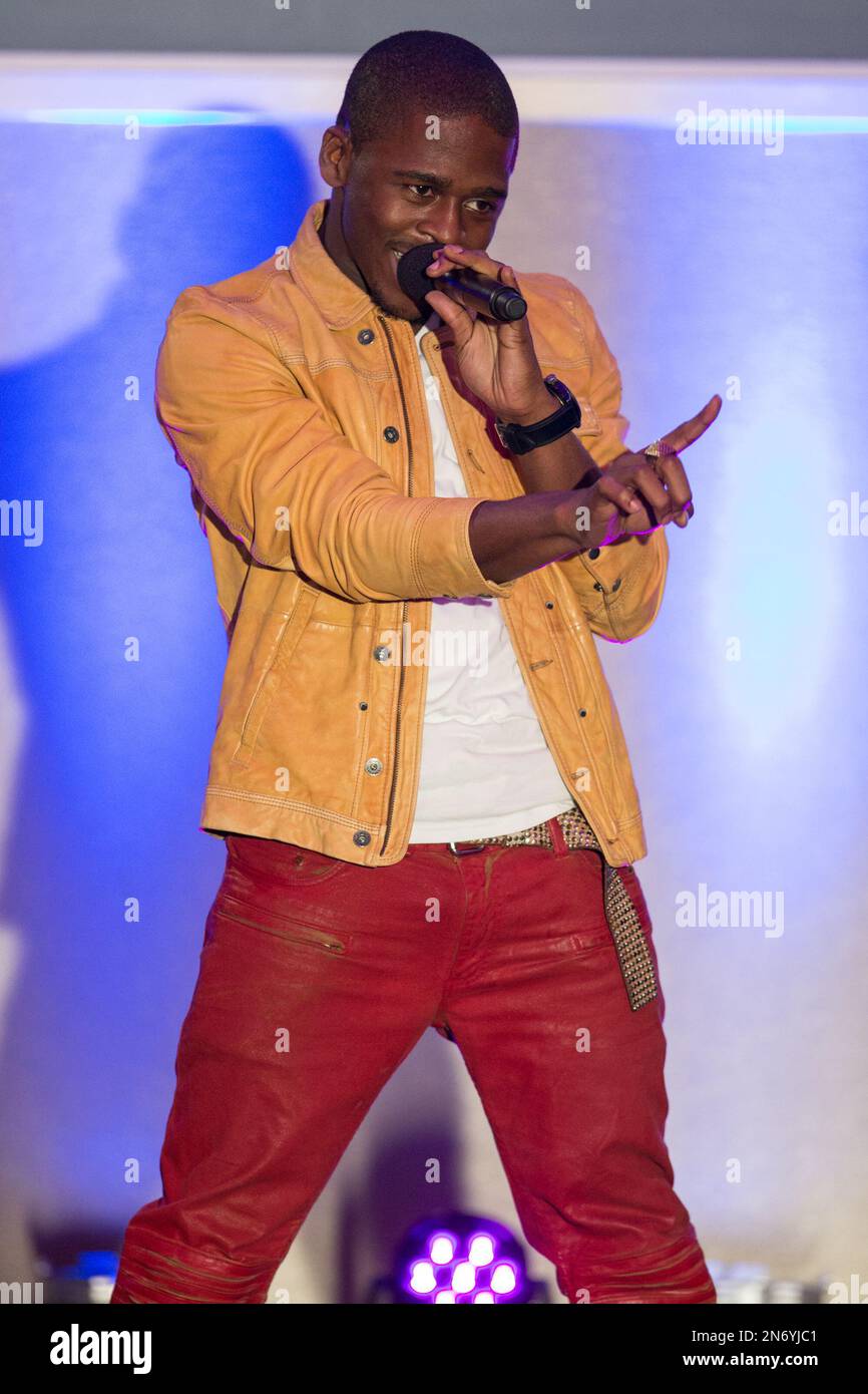 Singer-songwriter Marcus Canty performs on stage during the No Bull ...