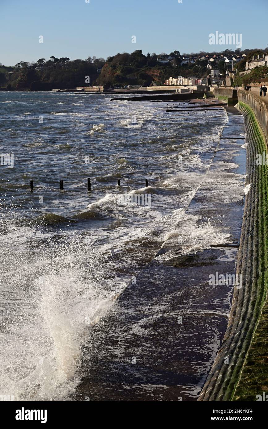 Foaming waves along the seawall at Dawlish, South Devon Stock Photo - Alamy