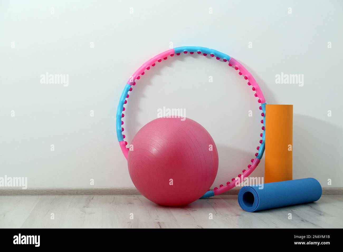 Hula hoop fitness ball hi-res stock photography and images - Alamy
