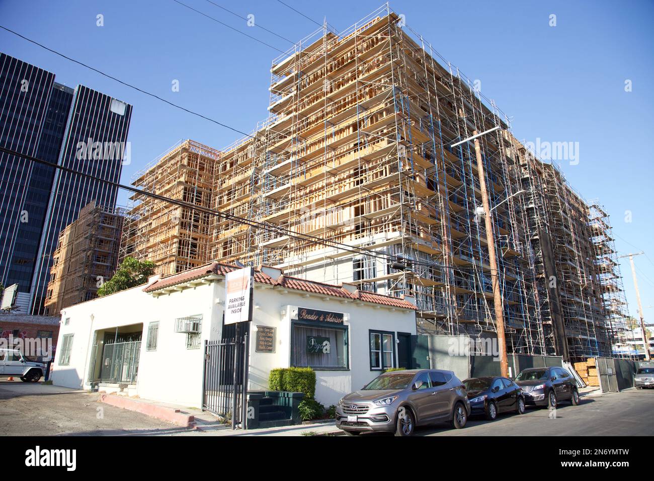 High-rise construction site in Los Angeles Stock Photo - Alamy