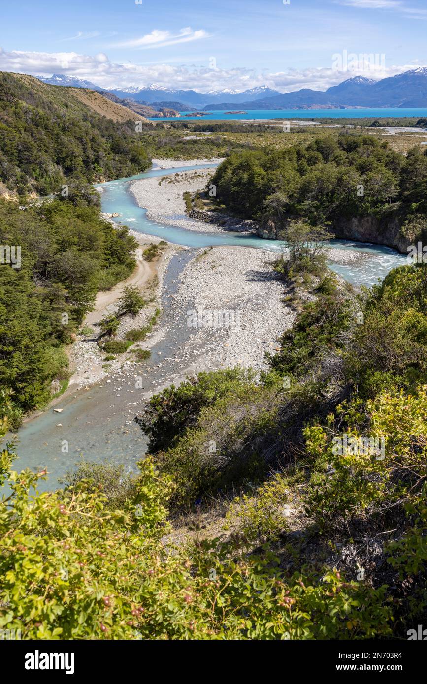 Turquoise creek flowing to the beautiful Lago General Carrera in ...