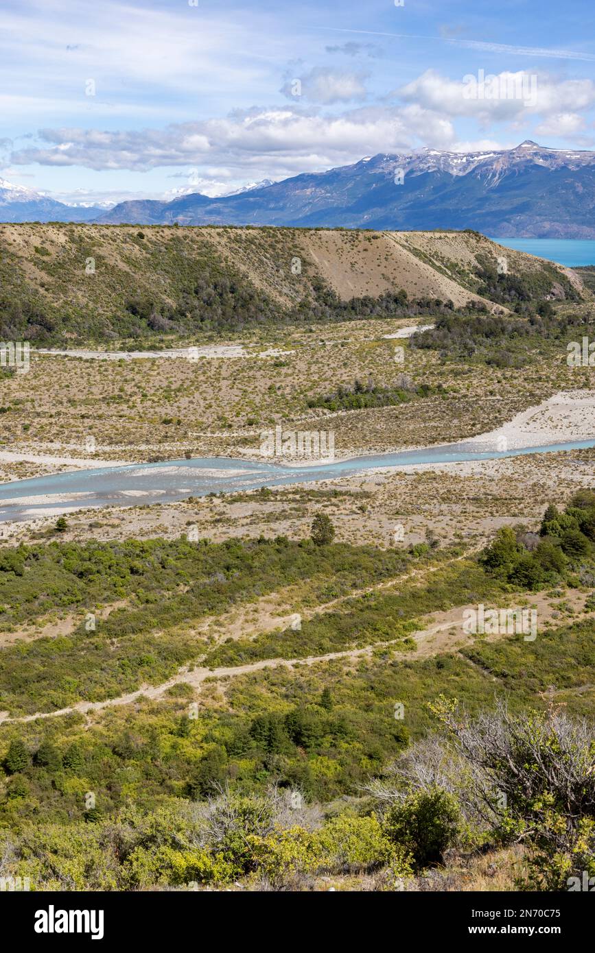 Turquoise creek flowing to the beautiful Lago General Carrera in ...