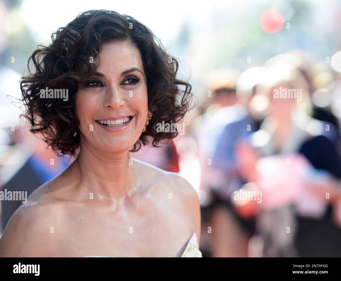 Actress Teri Hatcher arrives on the red carpet of the world premiere of ...