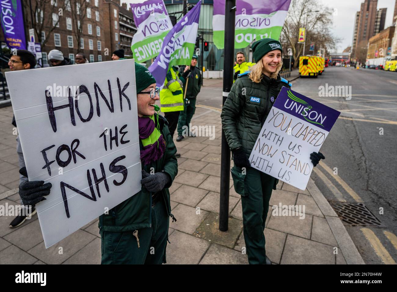 London, UK. 10th Feb, 2023. There is plenty of support from bus drivers ...