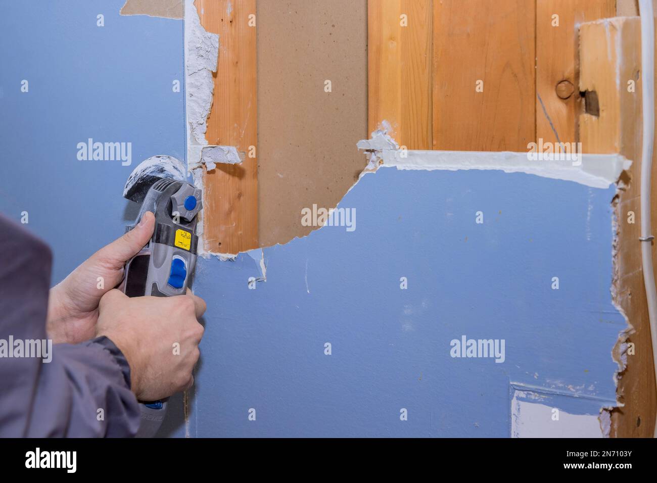 In course of renovating house plasterboard house was cut off using an ...