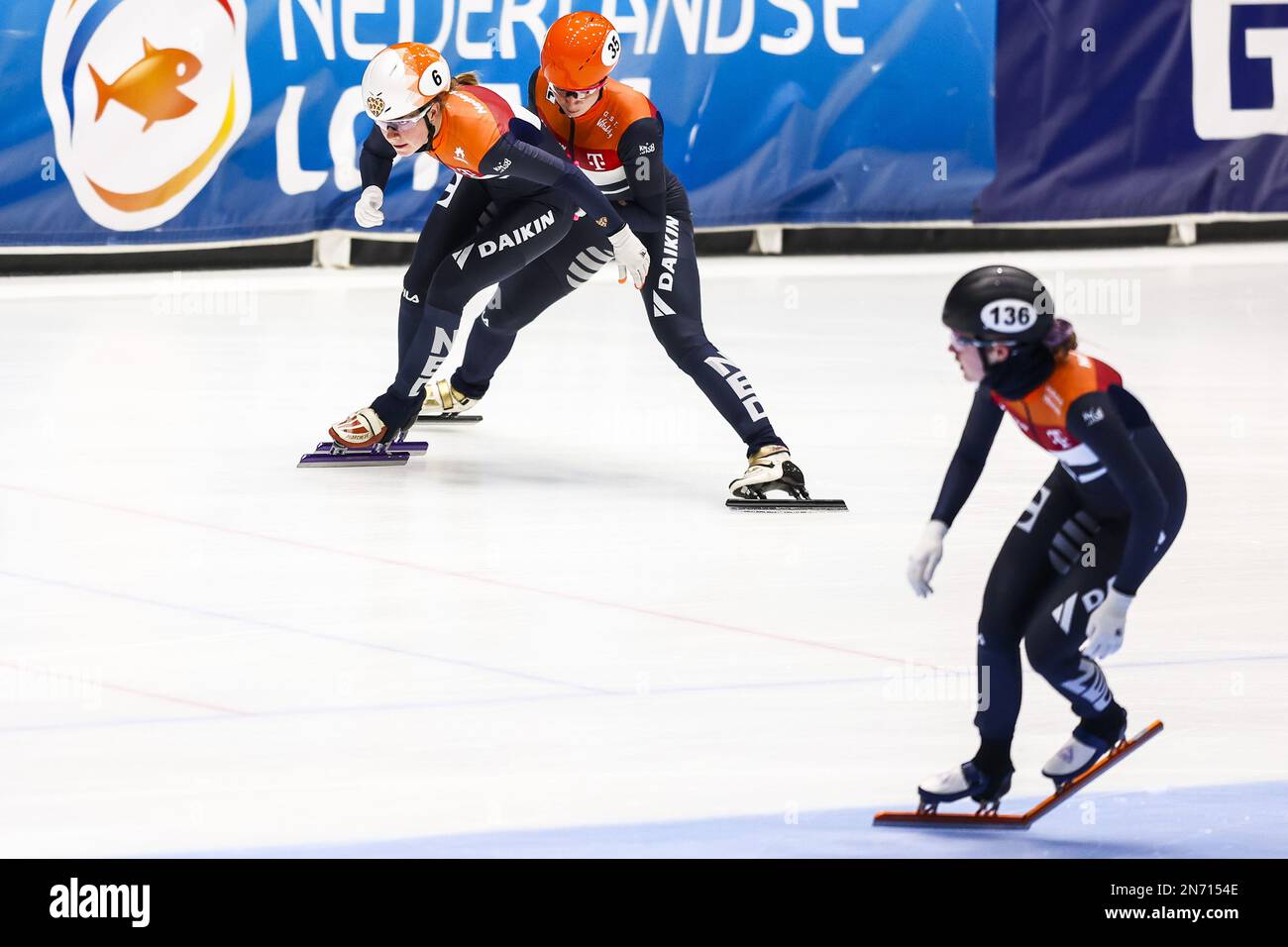 DORDRECHT - Yara van Kerkhof (NED), Suzanne Schulting (NED), Michelle ...