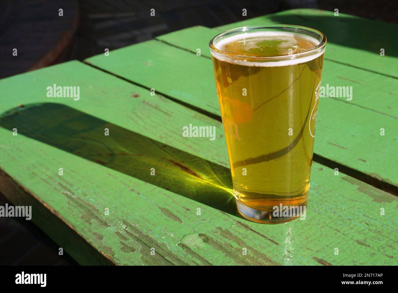 Pint of green hi-res stock photography and images - Alamy